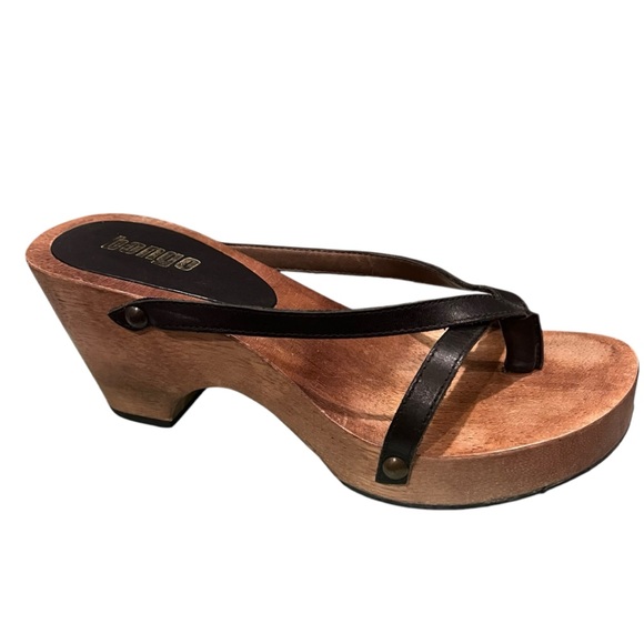 BONGO | Shoes | Vintage 9s Bongo Black Leather Wood Platform Thong ...